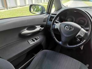Melns Toyota Auris 2008 Trakai, ar dzinēja tilpumu 2.00 L un nobraukumu 242 tūkst. km par 2450 €, foto 19 vietnē AUTOMOTO.COM.LV
