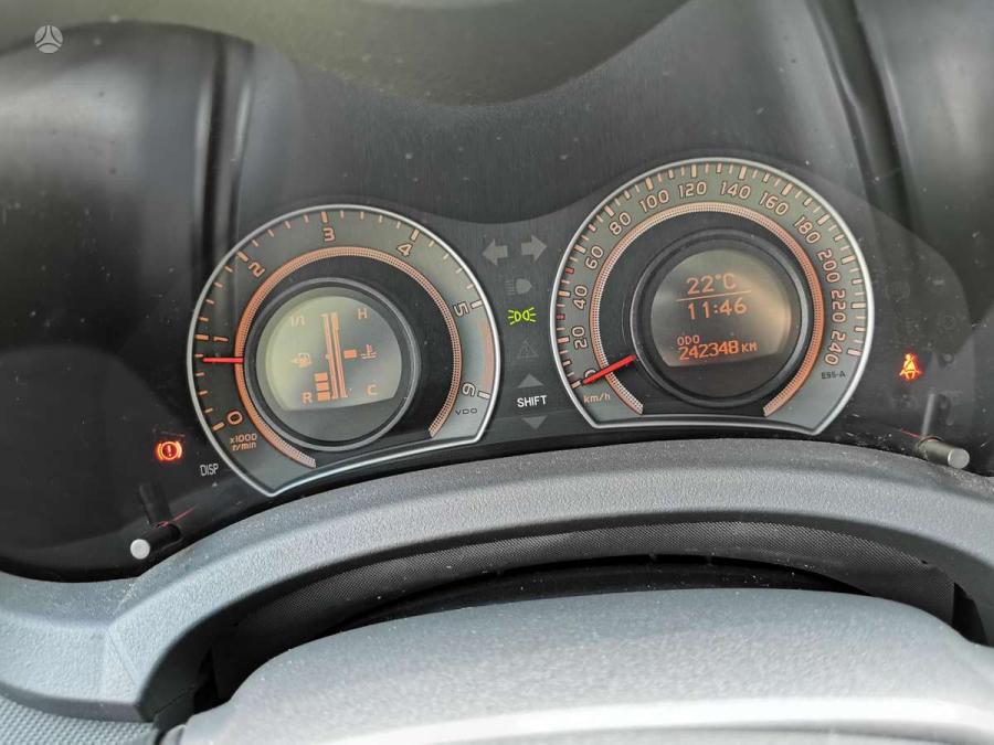 Melns Toyota Auris 2008 Trakai, ar dzinēja tilpumu 2.00 L un nobraukumu 242 tūkst. km par 2450 €, foto 20 vietnē AUTOMOTO.COM.LV