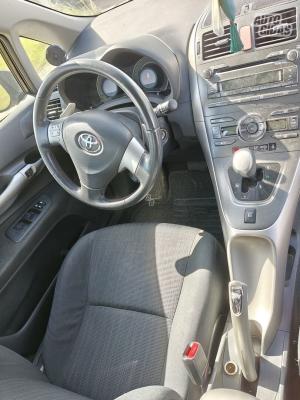 Melns Toyota Auris 2008 Šauļi, ar dzinēja tilpumu 1.60 L un nobraukumu 250 tūkst. km par 1850 €, foto 11 vietnē AUTOMOTO.COM.LV