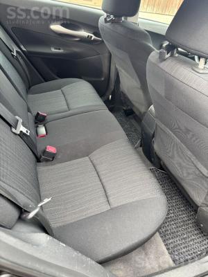 Melns Toyota Auris 2008 Rīga, ar dzinēja tilpumu 2.00 L un nobraukumu 246 tūkst. km par 2900 €, foto 8 vietnē AUTOMOTO.COM.LV