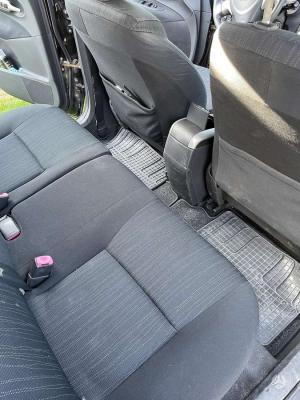 Black Toyota Auris 2008 in Vilnius, with an engine capacity of 2.00 L and mileage of 258 thousand km for 2300 €, photo 12 on AUTOMOTO.COM.LV