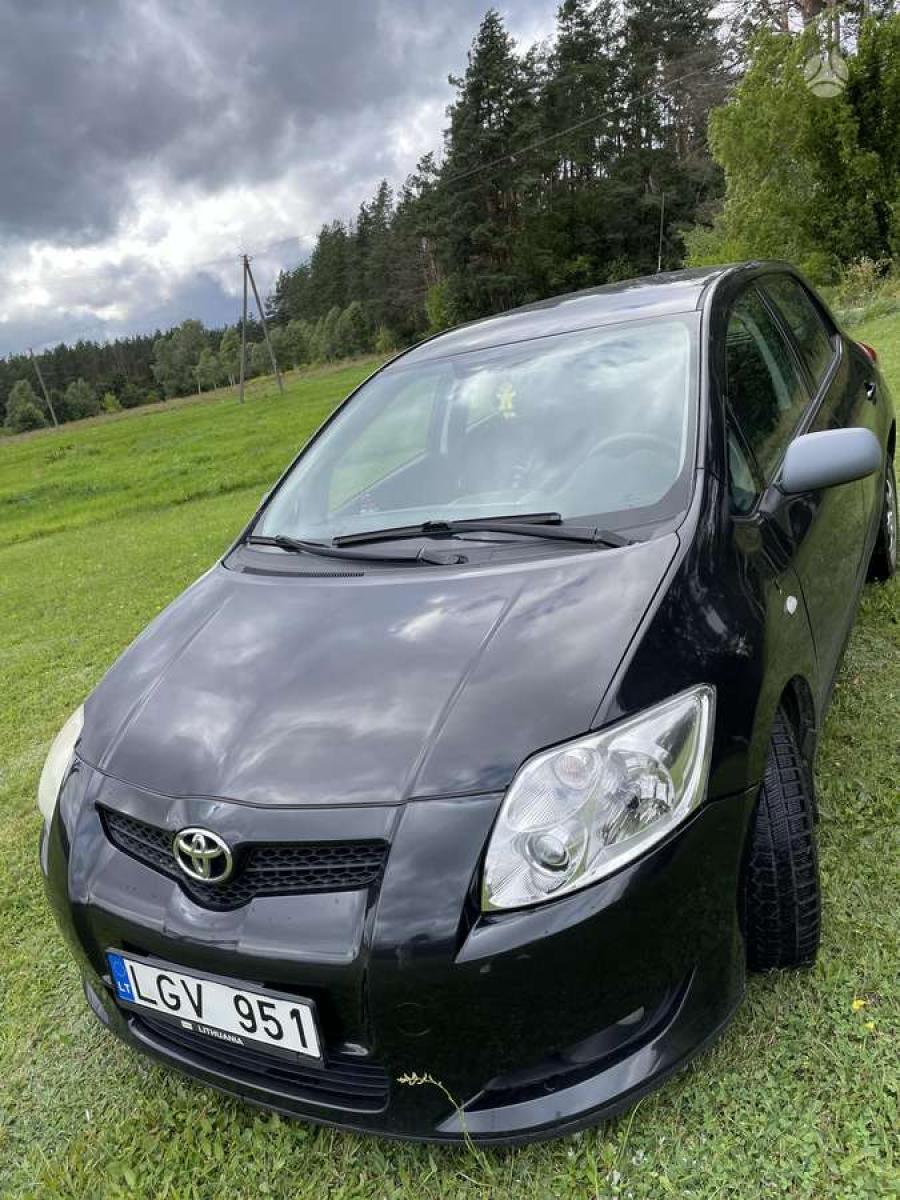 Black Toyota Auris 2008 in Vilnius, with an engine capacity of 2.00 L and mileage of 258 thousand km for 2300 €, photo 21 on AUTOMOTO.COM.LV