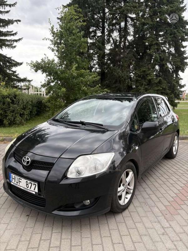Melns Toyota Auris 2008 Kauņa, ar dzinēja tilpumu 1.36 L un nobraukumu 386 tūkst. km par 2300 €, foto 3 vietnē AUTOMOTO.COM.LV