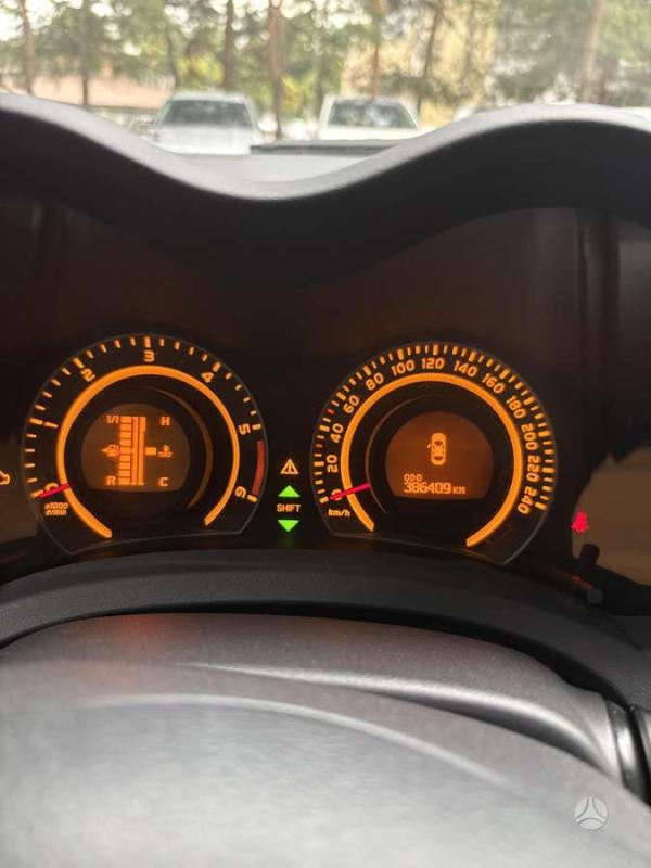Melns Toyota Auris 2008 Kauņa, ar dzinēja tilpumu 1.36 L un nobraukumu 386 tūkst. km par 2300 €, foto 10 vietnē AUTOMOTO.COM.LV