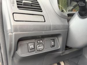 Black Toyota Auris 2008 in Kaisiadorys, with an engine capacity of 2.00 L and mileage of 202 thousand km for 1500 €, photo 28 on AUTOMOTO.COM.LV