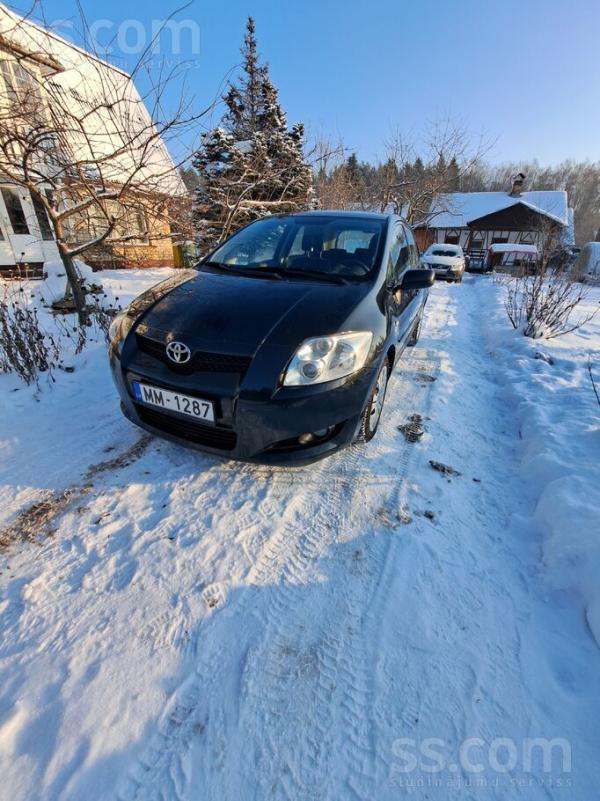Melns Toyota Auris 2009 Jelgava, ar dzinēja tilpumu 1.40 L un nobraukumu 278 tūkst. km par 2500 €, foto 1 vietnē AUTOMOTO.COM.LV