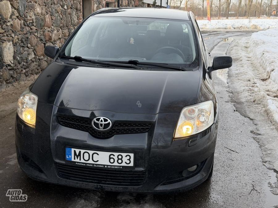 Melns Toyota Auris 2009 Panevēža, ar dzinēja tilpumu 2.00 L un nobraukumu 315 tūkst. km par 2450 €, foto 11 vietnē AUTOMOTO.COM.LV