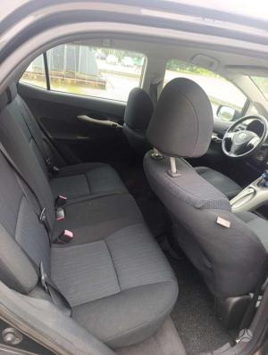 Melns Toyota Auris 2009 Alīta, ar dzinēja tilpumu 1.36 L un nobraukumu 353 tūkst. km par 1500 €, foto 12 vietnē AUTOMOTO.COM.LV