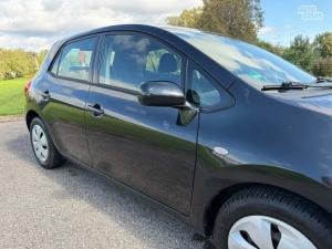 Black Toyota Auris 2009 in Kaunas, with an engine capacity of 2.00 L and mileage of 200 thousand km for 2600 €, photo 15 on AUTOMOTO.COM.LV