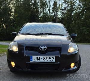 Melns Toyota Auris 2009 Ogre, ar dzinēja tilpumu 2.00 L un nobraukumu 308 tūkst. km par 2400 €, foto 7 vietnē AUTOMOTO.COM.LV