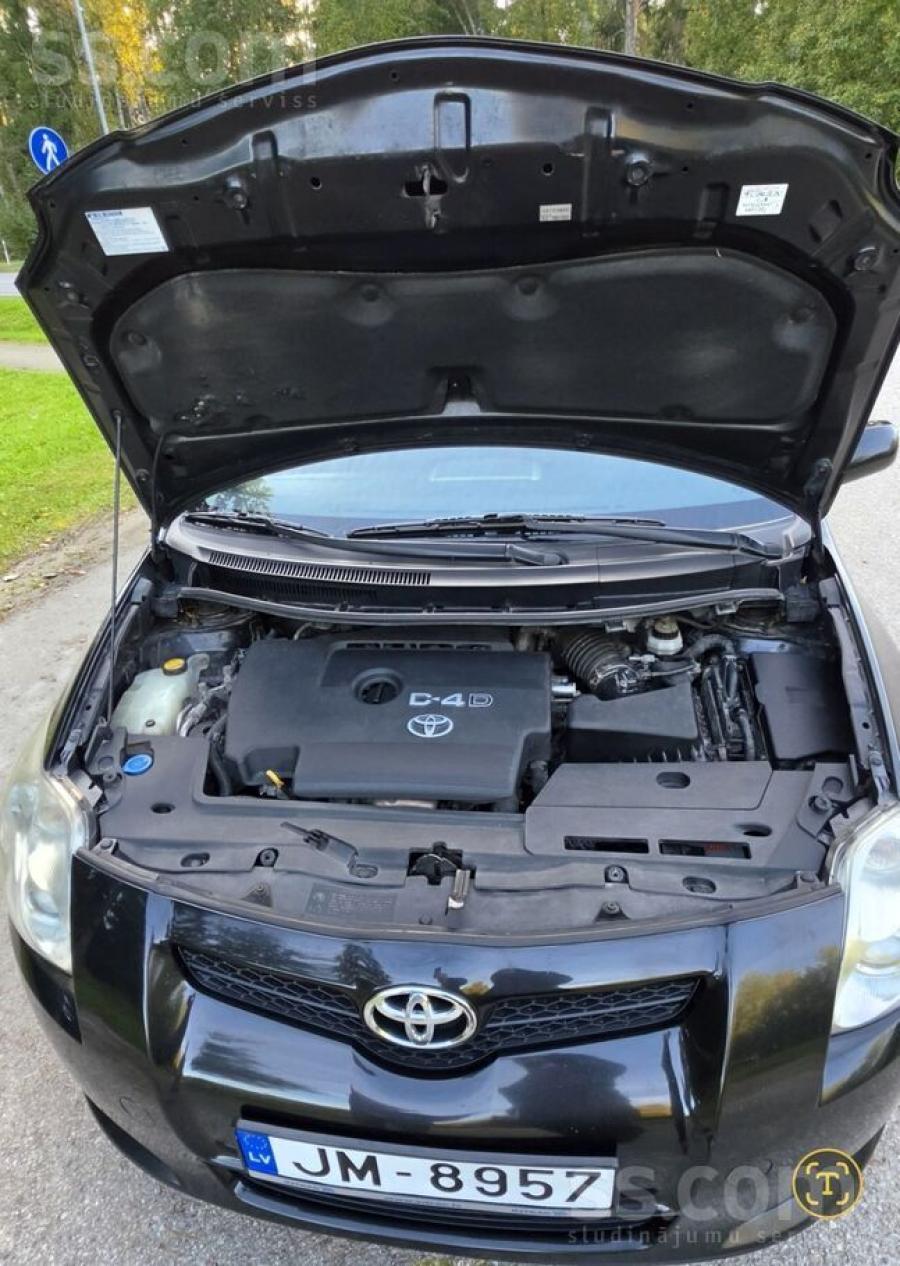 Melns Toyota Auris 2009 Ogre, ar dzinēja tilpumu 2.00 L un nobraukumu 308 tūkst. km par 2400 €, foto 10 vietnē AUTOMOTO.COM.LV