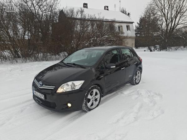 Melns Toyota Auris 2010 Jonava, ar dzinēja tilpumu 1.80 L un nobraukumu 269 tūkst. km par 5500 €, foto 2 vietnē AUTOMOTO.COM.LV