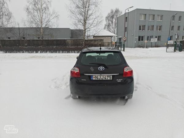 Melns Toyota Auris 2010 Jonava, ar dzinēja tilpumu 1.80 L un nobraukumu 269 tūkst. km par 5500 €, foto 6 vietnē AUTOMOTO.COM.LV