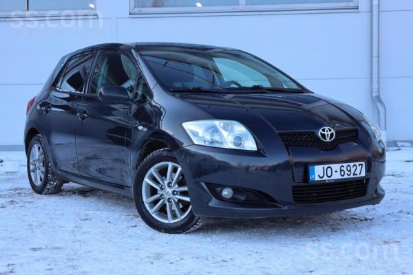 Melns Toyota Auris 2010 Rīga, ar dzinēja tilpumu 1.40 L un nobraukumu 0 tūkst. km par 2495 €, foto 3 vietnē AUTOMOTO.COM.LV