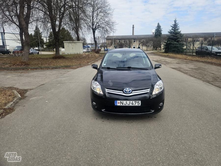 Melns Toyota Auris 2010 Jonava, ar dzinēja tilpumu 1.80 L un nobraukumu 269 tūkst. km par 4900 €, foto 1 vietnē AUTOMOTO.COM.LV