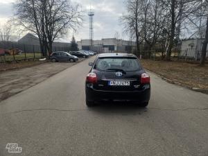 Melns Toyota Auris 2010 Jonava, ar dzinēja tilpumu 1.80 L un nobraukumu 269 tūkst. km par 4900 €, foto 8 vietnē AUTOMOTO.COM.LV
