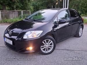 Melns Toyota Auris 2010 Tartu, ar dzinēja tilpumu 1.60 L un nobraukumu 261 tūkst. km par 2499 €, foto 5 vietnē AUTOMOTO.COM.LV