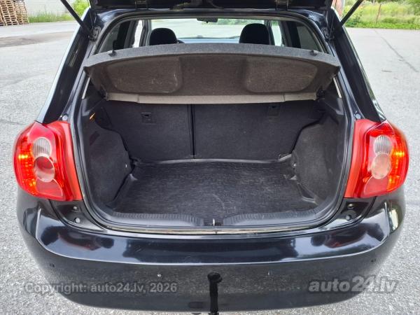 Black Toyota Auris 2010 in Tartu, with an engine capacity of 1.60 L and mileage of 261 thousand km for 2499 €, photo 6 on AUTOMOTO.COM.LV