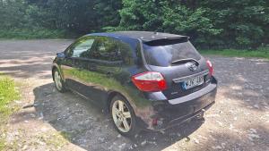 Melns Toyota Auris 2010 Viļņa, ar dzinēja tilpumu 2.00 L un nobraukumu 230 tūkst. km par 3050 €, foto 6 vietnē AUTOMOTO.COM.LV