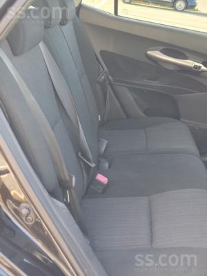 Melns Toyota Auris 2010 Rīga, ar dzinēja tilpumu 1.30 L un nobraukumu 250 tūkst. km par 2800 €, foto 12 vietnē AUTOMOTO.COM.LV