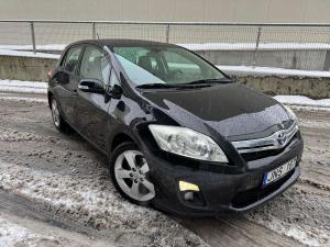 Melns Toyota Auris 2011 Viļņa, ar dzinēja tilpumu 1.80 L un nobraukumu 245 tūkst. km par 5450 €, foto 11 vietnē AUTOMOTO.COM.LV