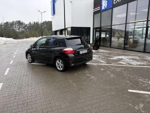 Melns Toyota Auris 2011 Viļņa, ar dzinēja tilpumu 0.00 L un nobraukumu 245 tūkst. km par 5000 €, foto 8 vietnē AUTOMOTO.COM.LV