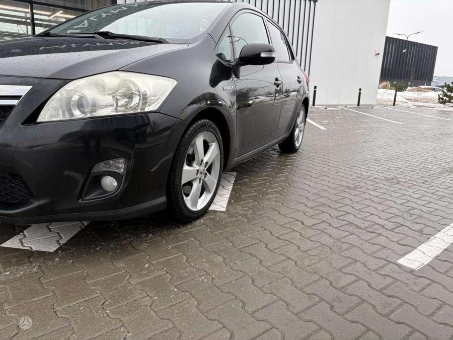 Melns Toyota Auris 2011 Viļņa, ar dzinēja tilpumu 0.00 L un nobraukumu 245 tūkst. km par 5000 €, foto 11 vietnē AUTOMOTO.COM.LV