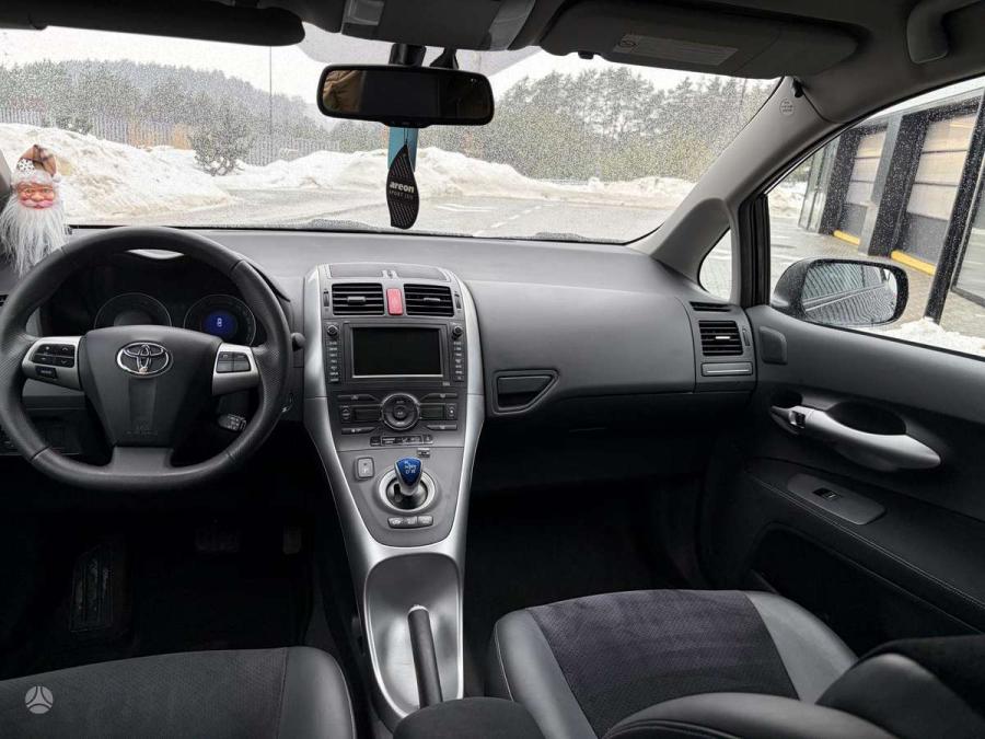 Melns Toyota Auris 2011 Viļņa, ar dzinēja tilpumu 0.00 L un nobraukumu 245 tūkst. km par 5000 €, foto 14 vietnē AUTOMOTO.COM.LV