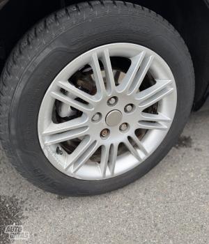 Melns Toyota Auris 2011 Kauņa, ar dzinēja tilpumu 1.40 L un nobraukumu 400 tūkst. km par 3450 €, foto 8 vietnē AUTOMOTO.COM.LV