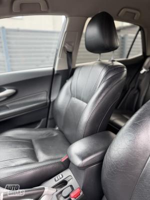 Melns Toyota Auris 2011 Kauņa, ar dzinēja tilpumu 1.40 L un nobraukumu 400 tūkst. km par 3450 €, foto 26 vietnē AUTOMOTO.COM.LV