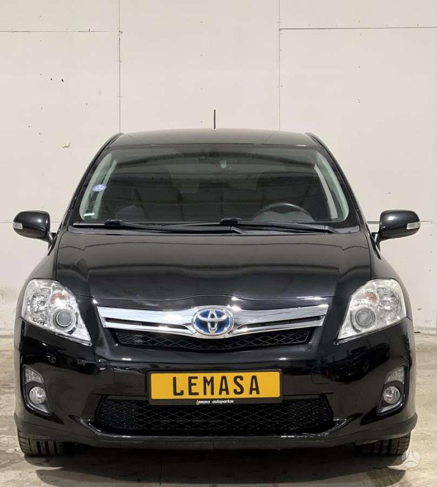 Melns Toyota Auris 2011 Klaipėda, ar dzinēja tilpumu 1.80 L un nobraukumu 271 tūkst. km par 5555 €, foto 9 vietnē AUTOMOTO.COM.LV
