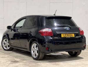 Melns Toyota Auris 2011 Klaipėda, ar dzinēja tilpumu 1.80 L un nobraukumu 271 tūkst. km par 5555 €, foto 18 vietnē AUTOMOTO.COM.LV
