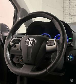 Melns Toyota Auris 2011 Klaipėda, ar dzinēja tilpumu 1.80 L un nobraukumu 271 tūkst. km par 5555 €, foto 20 vietnē AUTOMOTO.COM.LV