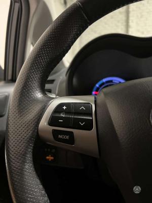 Melns Toyota Auris 2011 Klaipėda, ar dzinēja tilpumu 1.80 L un nobraukumu 271 tūkst. km par 5555 €, foto 21 vietnē AUTOMOTO.COM.LV