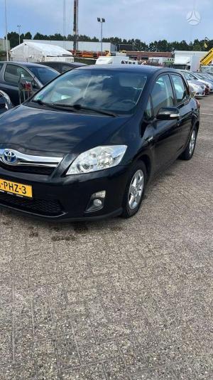 Melns Toyota Auris 2011 Kauņa, ar dzinēja tilpumu 1.80 L un nobraukumu 253 tūkst. km par 6000 €, foto 6 vietnē AUTOMOTO.COM.LV