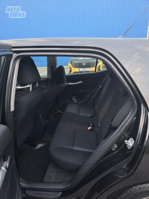 Black Toyota Auris 2012 in Ukmerge, with an engine capacity of 1.80 L and mileage of 170 thousand km for 6300 €, photo 18 on AUTOMOTO.COM.LV