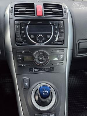 Black Toyota Auris 2012 in Ukmerge, with an engine capacity of 1.80 L and mileage of 170 thousand km for 6300 €, photo 23 on AUTOMOTO.COM.LV