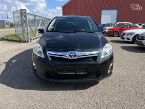 Melns Toyota Auris 2012 Šauļi, ar dzinēja tilpumu 1.80 L un nobraukumu 290 tūkst. km par 6300 €, foto 4 vietnē AUTOMOTO.COM.LV
