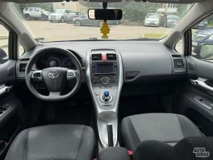 Melns Toyota Auris 2012 Viļņa, ar dzinēja tilpumu 1.80 L un nobraukumu 260 tūkst. km par 6000 €, foto 8 vietnē AUTOMOTO.COM.LV