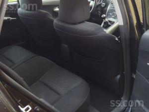Melns Toyota Auris 2012 Tukums, ar dzinēja tilpumu 1.60 L un nobraukumu 278 tūkst. km par 4700 €, foto 11 vietnē AUTOMOTO.COM.LV