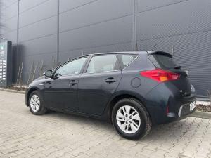 Black Toyota Auris 2013 in Vilnius, with an engine capacity of 1.80 L and mileage of 214 thousand km for 7990 €, photo 2 on AUTOMOTO.COM.LV