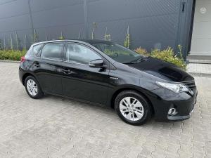 Melns Toyota Auris 2013 Viļņa, ar dzinēja tilpumu 1.80 L un nobraukumu 206 tūkst. km par 9200 €, foto 6 vietnē AUTOMOTO.COM.LV