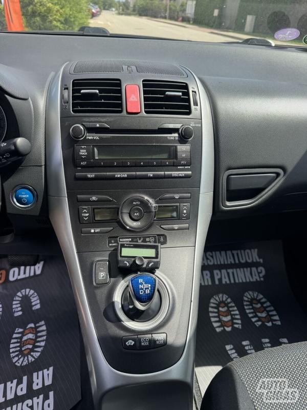 Melns Toyota Auris 2013 Kauņa, ar dzinēja tilpumu 1.80 L un nobraukumu 230 tūkst. km par 4499 €, foto 9 vietnē AUTOMOTO.COM.LV
