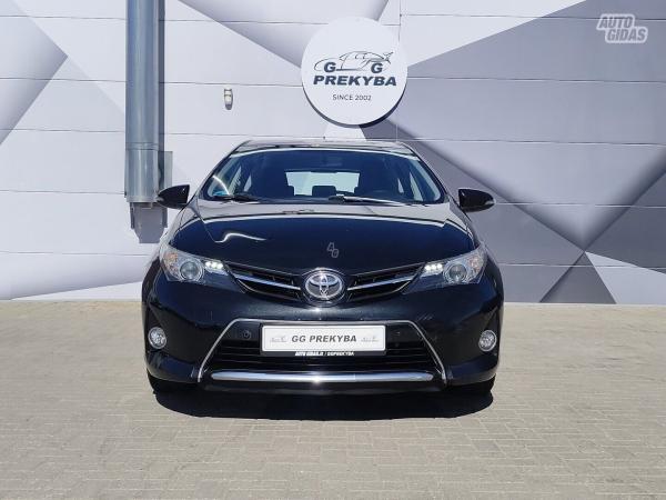 Melns Toyota Auris 2013 Ramučiai, ar dzinēja tilpumu 1.30 L un nobraukumu 221 tūkst. km par 6650 €, foto 4 vietnē AUTOMOTO.COM.LV