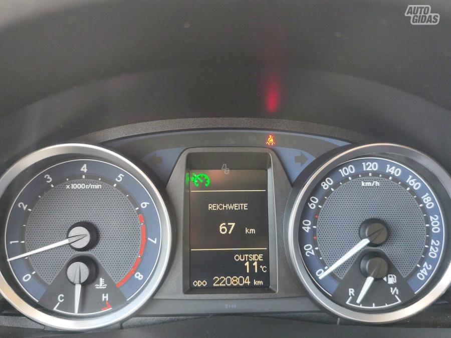 Melns Toyota Auris 2013 Ramučiai, ar dzinēja tilpumu 1.30 L un nobraukumu 221 tūkst. km par 6650 €, foto 13 vietnē AUTOMOTO.COM.LV