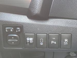 Melns Toyota Auris 2013 Ramučiai, ar dzinēja tilpumu 1.30 L un nobraukumu 221 tūkst. km par 6650 €, foto 16 vietnē AUTOMOTO.COM.LV