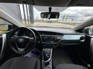 Melns Toyota Auris 2013 Viļņa, ar dzinēja tilpumu 1.80 L un nobraukumu 206 tūkst. km par 9200 €, foto 27 vietnē AUTOMOTO.COM.LV