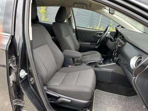 Melns Toyota Auris 2013 Viļņa, ar dzinēja tilpumu 1.80 L un nobraukumu 206 tūkst. km par 9200 €, foto 28 vietnē AUTOMOTO.COM.LV