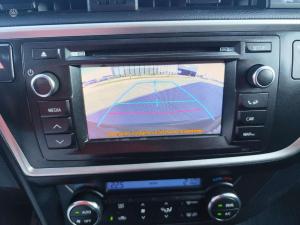 Black Toyota Auris 2013 in Siauliai, with an engine capacity of 2.00 L and mileage of 299 thousand km for 4950 €, photo 16 on AUTOMOTO.COM.LV