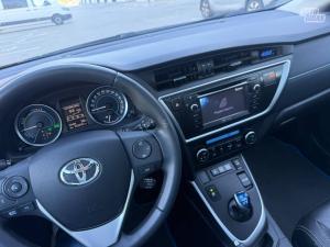 Melns Toyota Auris 2013 Viļņa, ar dzinēja tilpumu 1.80 L un nobraukumu 239 tūkst. km par 9850 €, foto 29 vietnē AUTOMOTO.COM.LV